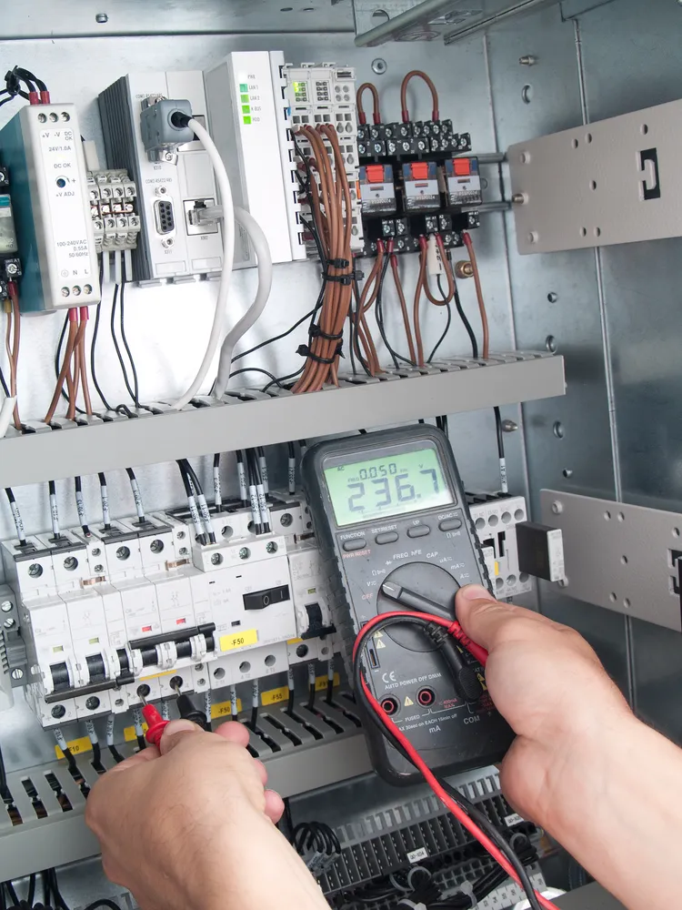 WIT Electrician, Chicago, 60656